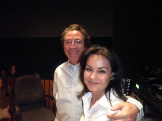 Músico Rodrigo Escamilla inventa la “Matromusica”